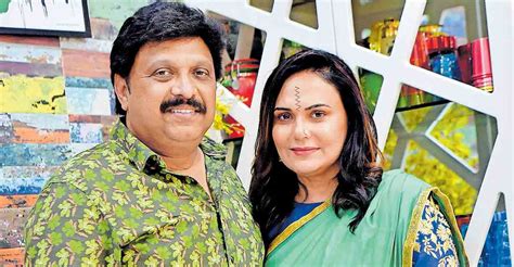 എപ്പോൾ വരുമെന്നറിയാത്ത ബസും കാത്തു ജനം നിൽക്കില്ലെന്നറിയാം കെബി