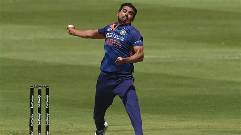 Chennai Super Kings Fast Bowler Deepak Chahar Fully Fit And Preparing