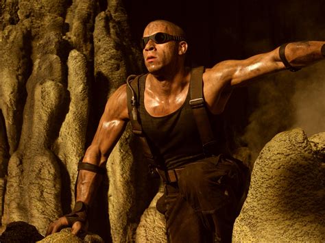 Movie Review The Chronicles Of Riddick 2004 The Ace Black Movie Blog
