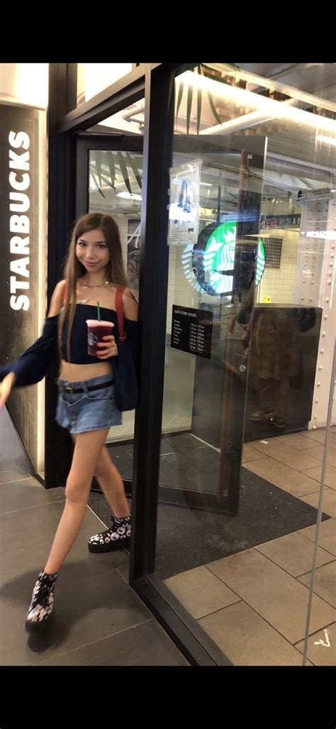 Lulu Lambros Image