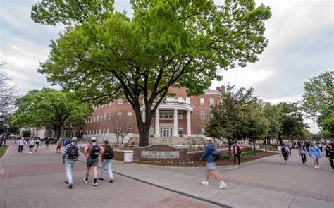 Smu Lyle Makes Bold Moves To Innovate Engineering Education And