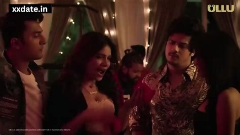 wife ke samane saas se samband banakar damadaraja wife ko sex