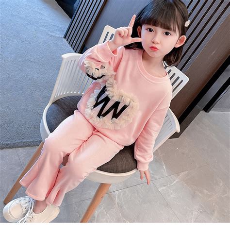 Badu Bg Детски комплект за момичета от две части с 3d Eлемент Badu Bg