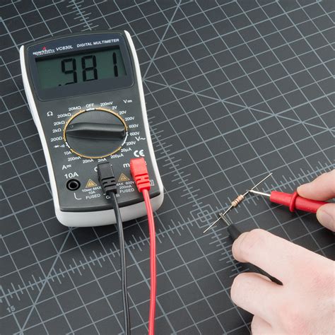 How To Use A Multimeter Tips And Tricks How To Use A Multimeter For Beginners