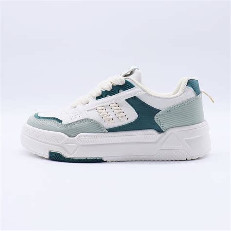 2023 New Fashion Women White Students Shoes Board Skate Casual Shoes