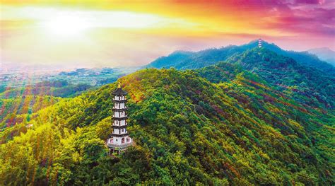 南凌云 北祈祥 於潜双塔重相映 杭州影像 杭州网