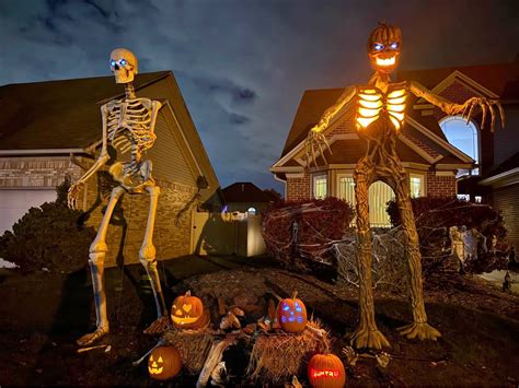 12 Ft Inferno Pumpkin Head And 12 Ft Skeleton Pair Halloween