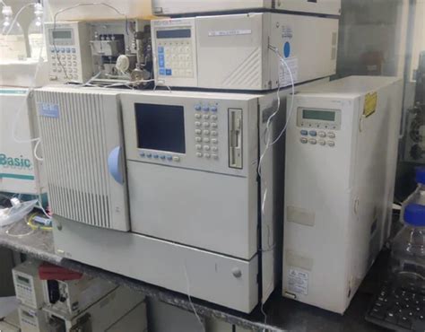 Shimadzu Vp Series Hplc System Display Inch 12 Inch Model Name
