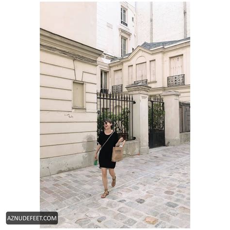 Kate Easton Feet Aznudefeet