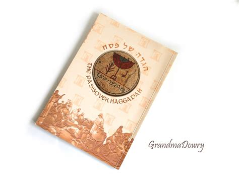 Passover Haggadah Booklet Bilingual Hebrew English Haggadah Seder