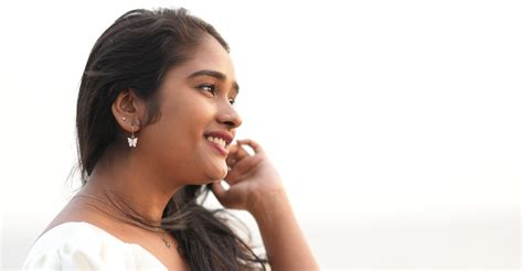 പുതുതലമുറയിലെ റൈറ്റിങ് സെൻസേഷൻ 300 കോപ്പിയിൽ നിന്ന് അരലക്ഷത്തിലേക്ക്