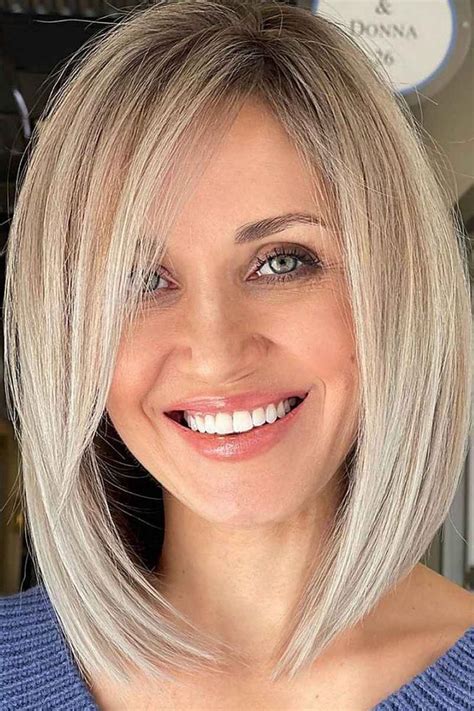 Platinum With Lowlights Medium Hair Cuts Medium Hair Styles Short