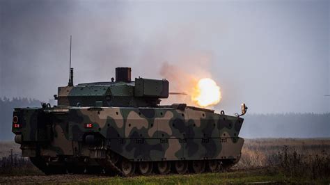 Bwp Borsuk Dla Sił Zbrojnych Rp Au