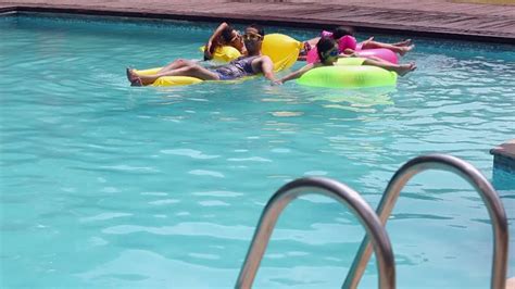458 Girl Pool Float Stock Videos Footage And 4k Video Clips Getty Images