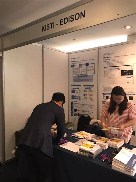 페북지기는 지금 호주에 와 있습니다😁 호주 울런공wollongong에서 12월 4일 부터 내일7일 까지