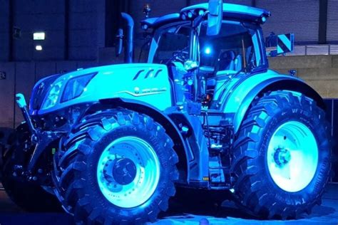 Cnh Industrial Komt Met Nieuwe Topmodellen Optum Terrus En T7hd Trekker