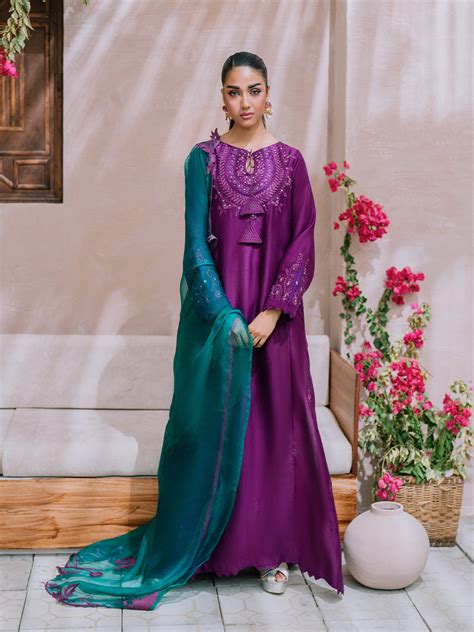 Ravina Plum Raw Silk Kurta And Flared Pants With Sea Green Organza