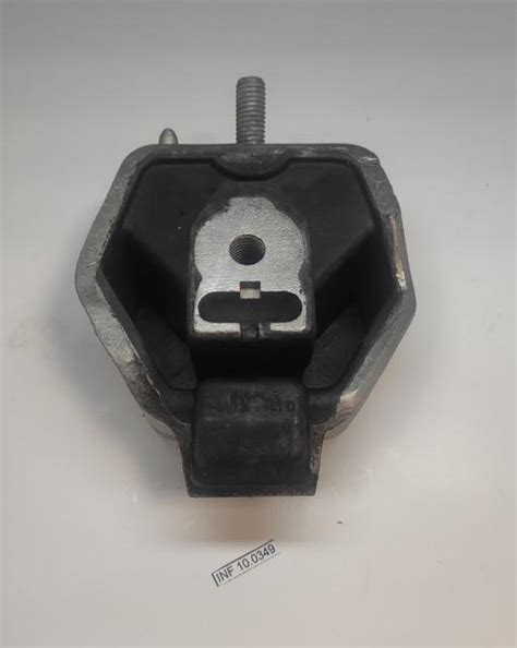 Подушка коробки Audi 100 C4 A6 C4 Ауді 100 С4 А6 С4 • Краща ціна в