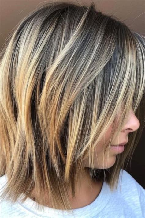 Celebrities Are Obsessed With These 75 Cute Choppy Bobs En 2024