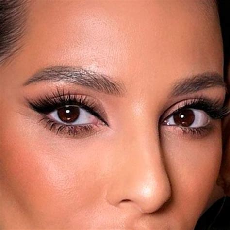 Deep Set Eyes