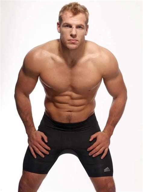 Sizzling Sportsmen 25 Of The Hottest Male Athletes