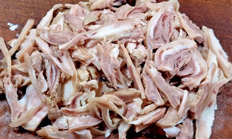 炖羊肉汤怎么炖好吃又烂无膻味（炖羊肉汤都放什么材料） 家酷网