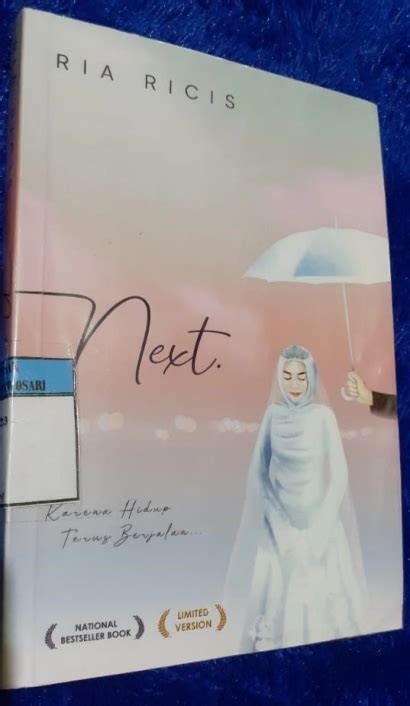 Halaman Artikel Profil Devina Putri