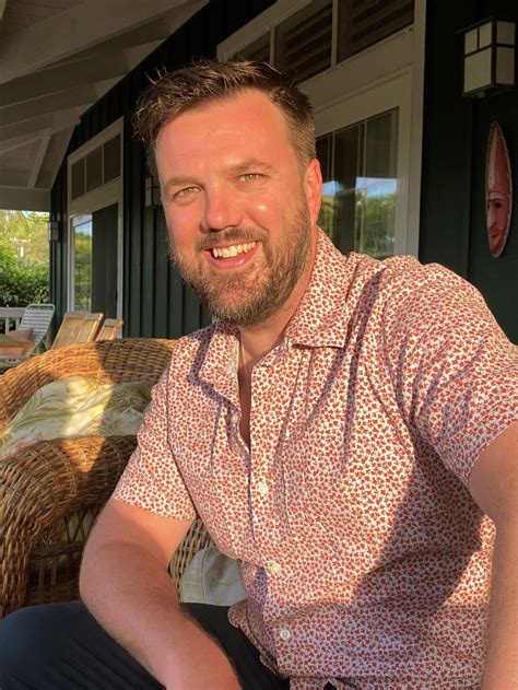 Raef Harrison Fora Travel