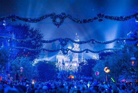 Disneyland Christmas 2025 Ultimate Guide Disney Tourist Blog