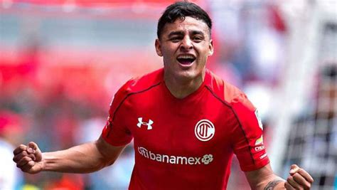 Regresa A Casa” Alexis Vega Es Oficialmente Nuevo Jugador Del Toluca