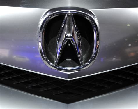 Acura Logo and Car Symbol Meaning
