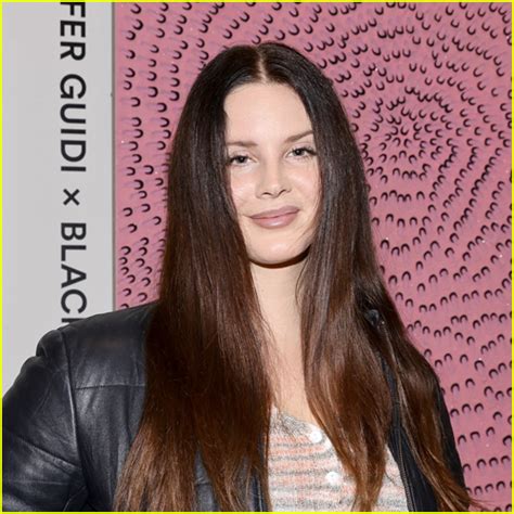 Lana Del Rey Reveals Computer Cameras Stolen Songs Personal Photos