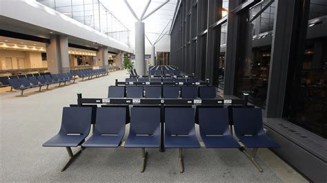 Aetos Seating System By Eoos For Poltrona Frau Commercial Mobilia