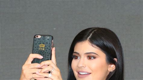 Kylie Jenners Lip Kit Is Here And It Already Has Its Own Instagram Teen Vogue