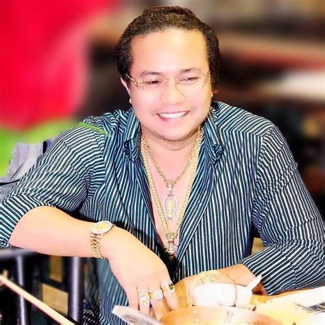 พรวิเศษทรัพย์ รวยเงิน รวยทอง มีทรัพย์มากมาย มีสุขเพิ่มพูน มีโชค สมหวังราบรื่น เจริญรุ่งเรือง