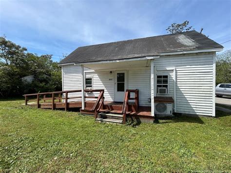 400 Daniel Mcleod Rd Red Springs Nc 28377 House Rental In Red