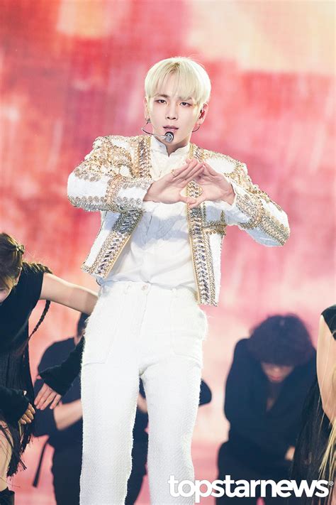 Hd포토 샤이니 키 ‘태양의 신 Smtown Live 2023 최규석 기자 톱스타뉴스 Hd포토 샤이니 키 ‘태양의 신 Smtown Live 2023 최규석 기자 톱스타뉴스