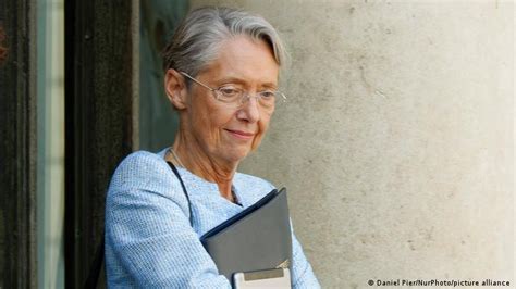 Элизабет Борн назначена премьер министром Франции