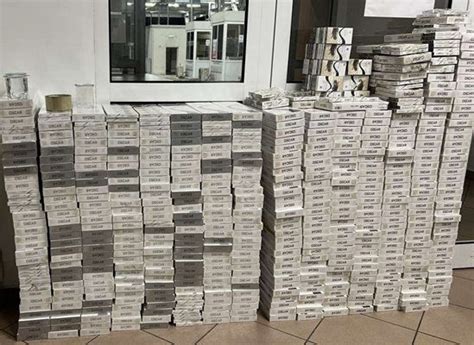 Задържаха близо 5 000 кутии контрабандни цигари на ГКПП Лесово