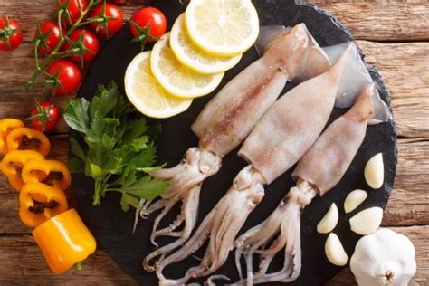 Кальмар НЕОЧИЩЕННЫЙ купить в Москве доступная цена