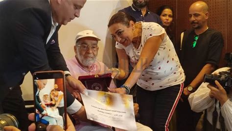 حسن يوسف عن عودة شمس البارودي نسيت إنها ممثلة وحبها لبيتها وجوزها