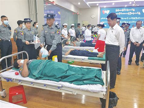 နှစ် ၆၀ ပြည့် မြန်မာနိုင်ငံရဲတပ်ဖွဲ့နေ့ကို ဂုဏ်ပြုကြိုဆိုသောအားဖြင့် မန္တလေးတိုင်းဒေသကြီးရဲတပ်ဖ