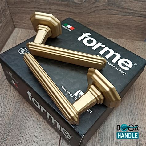 Подборка фотографий дверной ручки Forme 217RAT mod. Themis
