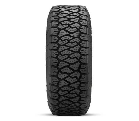 Maxxis RAZR AT811 265/70R17 121/118S Tyre | CNC Wheels