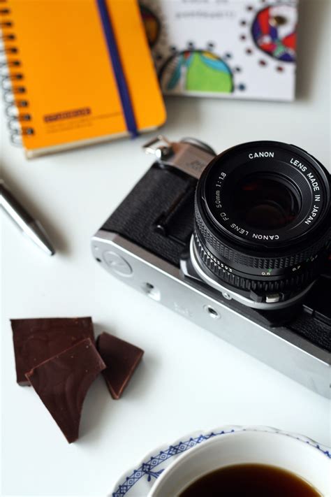 무료 이미지 커피 사진술 사진 작가 펜 메모장 장비 정경 사진관 직업적인 초콜릿 사무실 공간 연구 상표 생성물 디지털 영감 계획 카메라