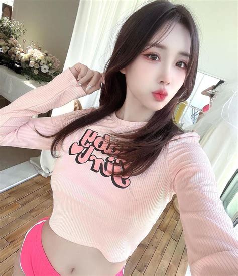 연예인 데뷔 안하고 이렇게 화끈하게 벗어줘서 압도적 감사