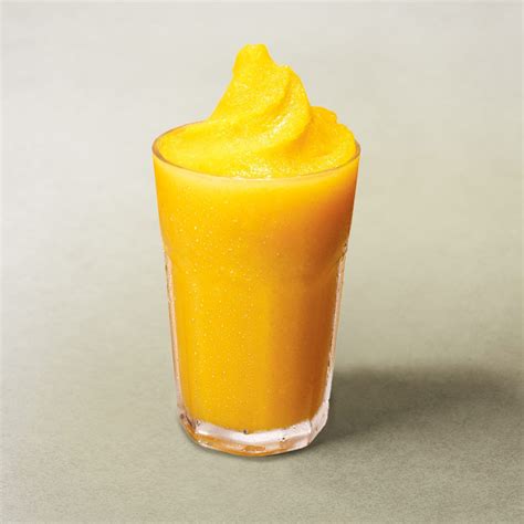 Refreshing Mango Smoothie