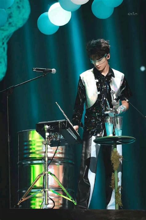 Tranny • • Adlı Kullanıcının Ghim Của Bạn Panosundaki Pin