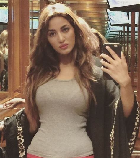 Mathira Khan Loves Modeling Than Acting