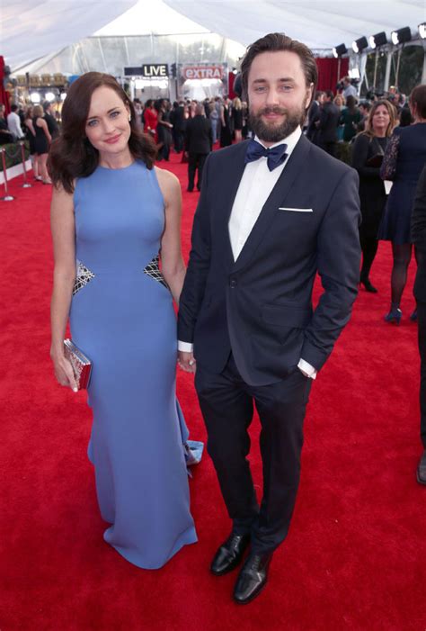 Alexis Bledel Vincent Kartheiser Beach